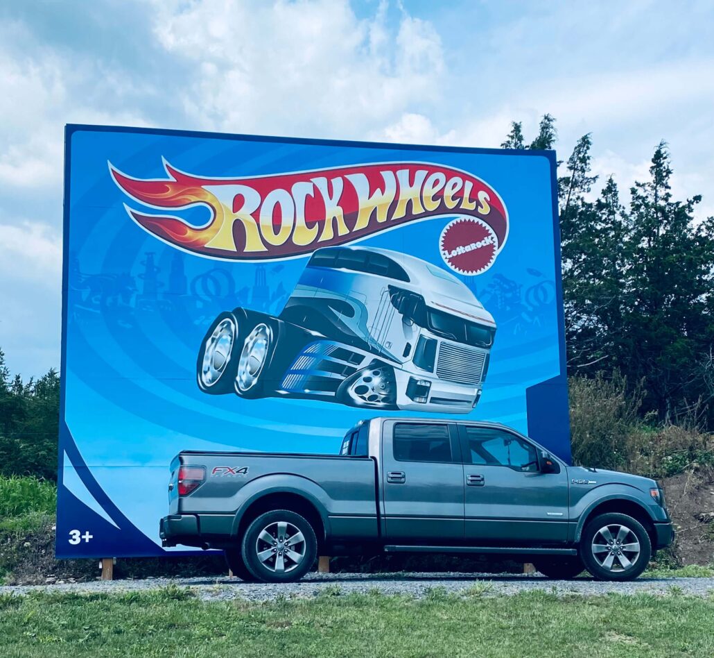 Custom Signs | Big Rig Wraps Transport Truck Advertising